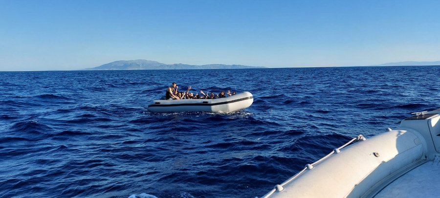 Εντοπισμός και διάσωση 14 ατόμων στo Πλωμάρι | ΛΣ-ΕΛΑΚΤ