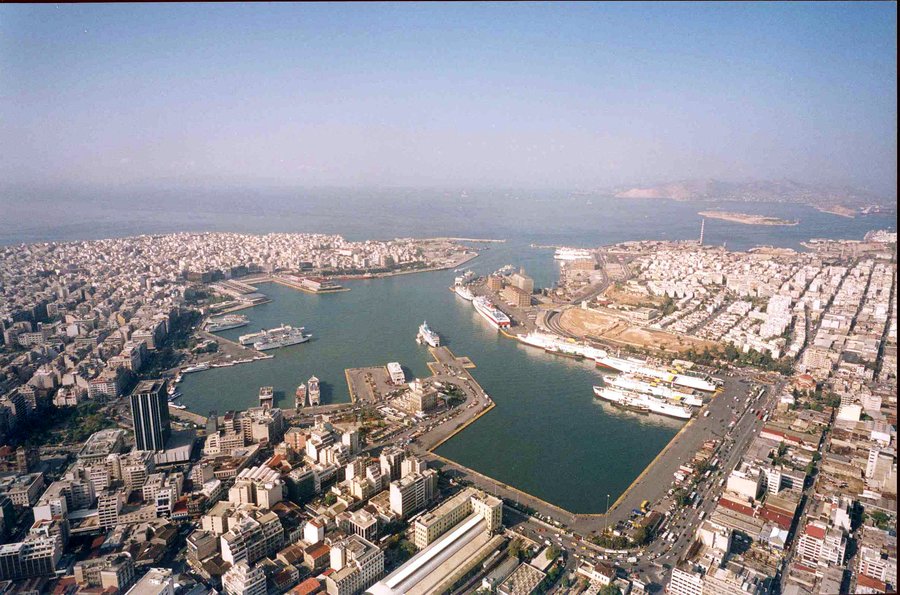 Τραυματισμός εργαζόμενου στο ναυπηγείο Ελευσίνας - 'Ερευνες προς ...